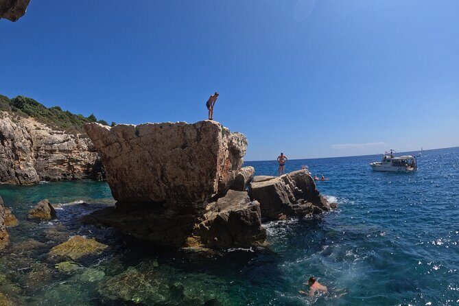 Kamenjak Nature Park: Kayak Tour with Snorkeling & Cave Exploring - Authentic Experiences and Authentic Reviews