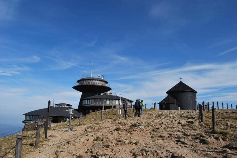 Karpacz: Private Guided City Tour - What Does the Tour Include and How Does It Score Value?