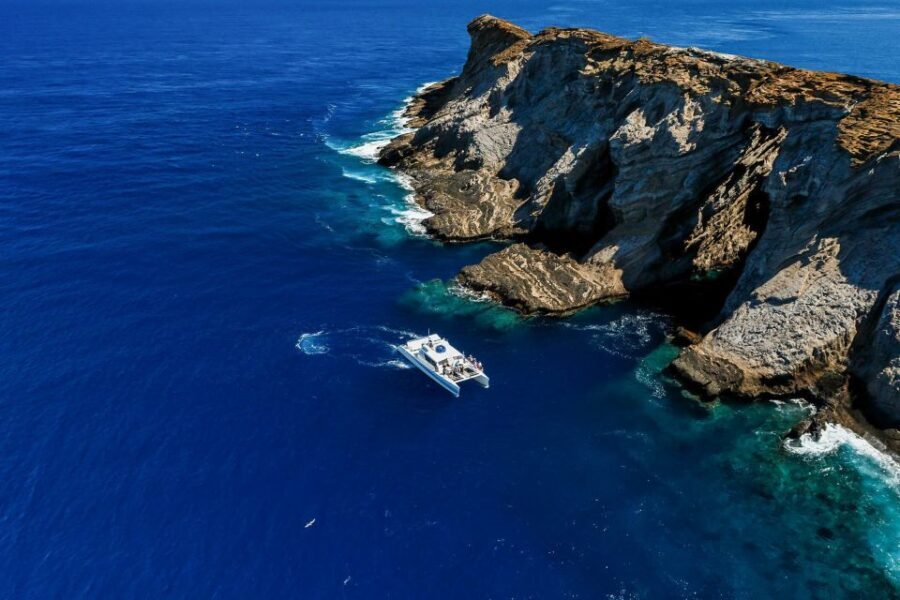 Kauai: Niihau and Na Pali Coast Full-Day Boat Tour - The Vessel and Equipment