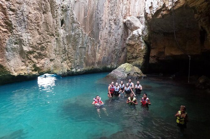 Kayak excursion to Cala de Moraig, Fish Cave and Testos - What Travelers Say