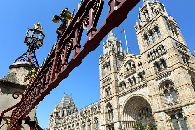 Kid-Friendly Natural History Museum & Dinosaurs Private Guided Tour in London - Introduction: A Family-Friendly Approach to Londons Best Museum