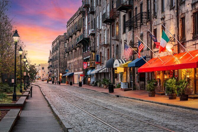 Kids Walking movie tour of Savannah - Authentic Experiences and Patient Perspectives