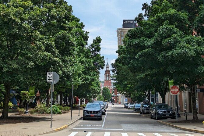 Knoxville Scavenger Hunt Walking Tour and Game - The Best For
