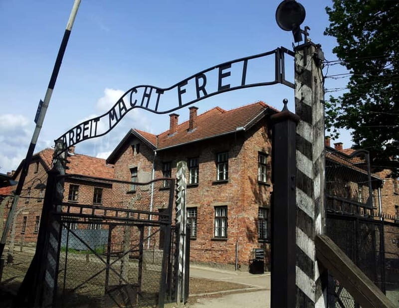 Krakow: Auschwitz-Birkenau Memorial Tour with Optional Lunch - The Experience’s Value and Practicalities