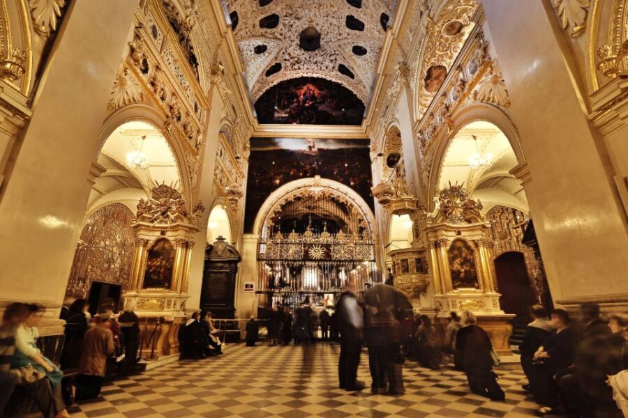 Krakow: Czestochowa & Black Madonna Day Tour - A Deep Dive into the Experience