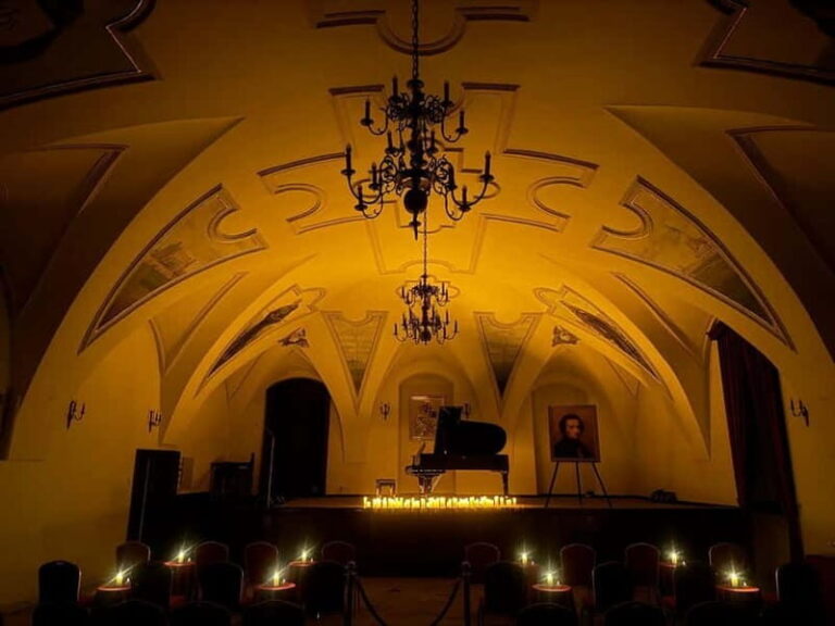 Krakow: Grand Piano Trio Chopin & Friends Concert - The Performance: Music for the Heart and Soul