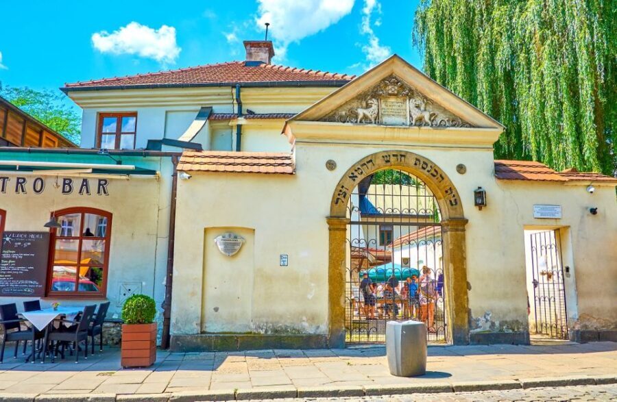 Krakow: Kazimierz, Schindler's Factory & Ghetto with Guide - Is This Tour Worth the Price?