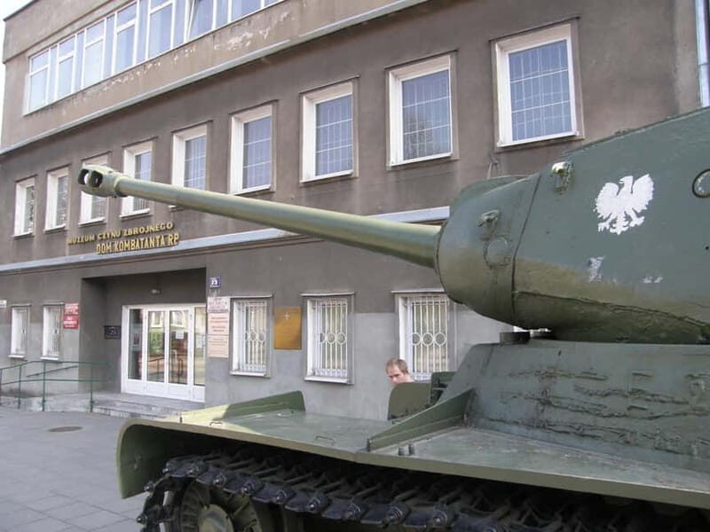 Krakow: Nowa Huta Communist District Walking Tour - Analyzing the Experience