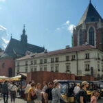 Krakow: Old Town Sightseeing Tour by Electric Golf Cart - Who Will Love This Tour?