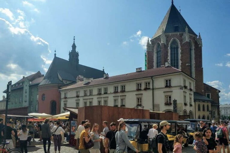 Krakow: Old Town Sightseeing Tour by Electric Golf Cart - Who Will Love This Tour?
