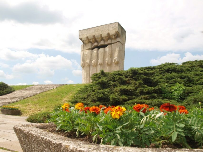Krakow: Plaszow Concentration Camp Walking Tour - What to Expect on the Tour