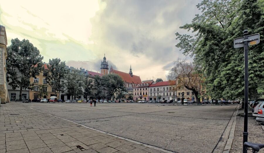 Krakow: Skip-the-line Oskar Schindlers Museum Private Tour - Authentic Experiences from Travelers