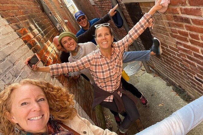 Krazy Kansas City (MO) Scavenger Hunt - Transportation, Duration, and Group Size