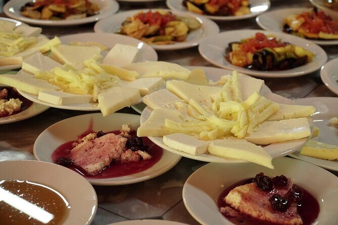 Kusadasi Selcuk Ephesus Gourmet and Street Food Tour - Who Would Love This Experience?
