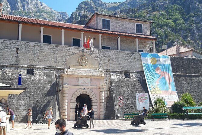 Laizy Wednesdays Tour to Montenegro - Itinerary Breakdown