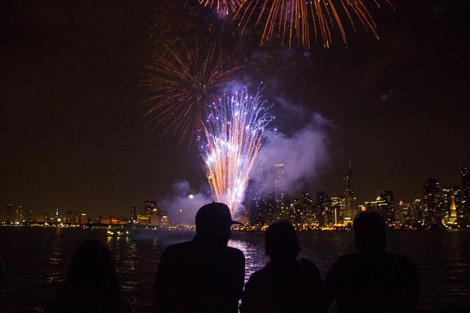 Lake Michigan Fireworks Cruise in Chicago - What Do Travelers Say?