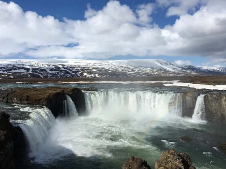 Lake Myvatn and Godafoss waterfall from the harbor in Akureyri - The Route & Stops: A Deep Dive