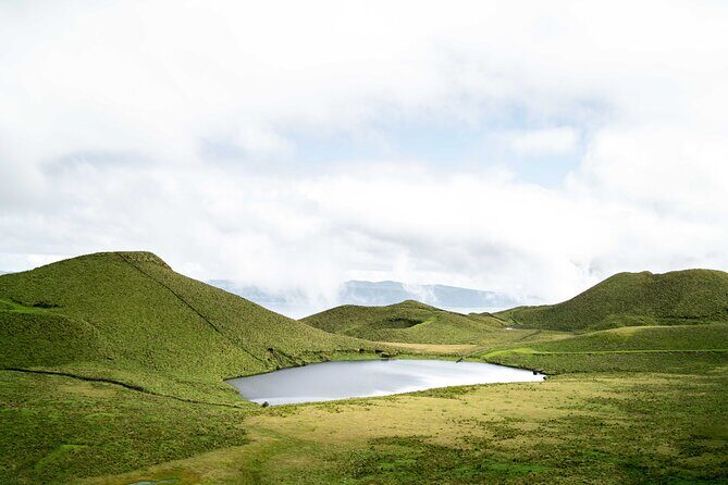 Lakes and Volcanoes Private Tour (Full Day) - Authentic Experiences and Guest Feedback
