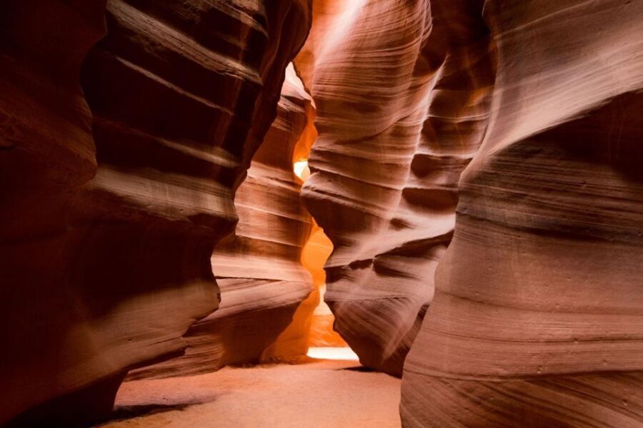 Las Vegas: Antelope Canyon & Horseshoe Bend with Lunch, WiFi - Exploring the Itinerary in Detail