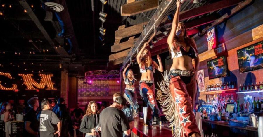 Las Vegas: Country Bar Crawl by Party Bus w/ Mixed Drinks - The Value and Practical Considerations