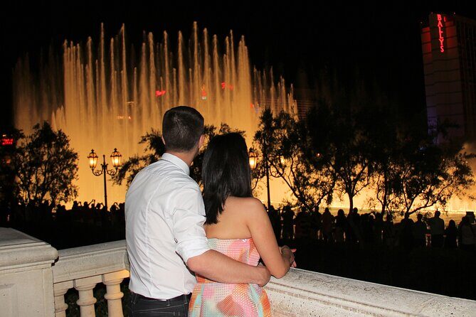 Las Vegas Fountains Photo Shoot - Transportation and Comfort