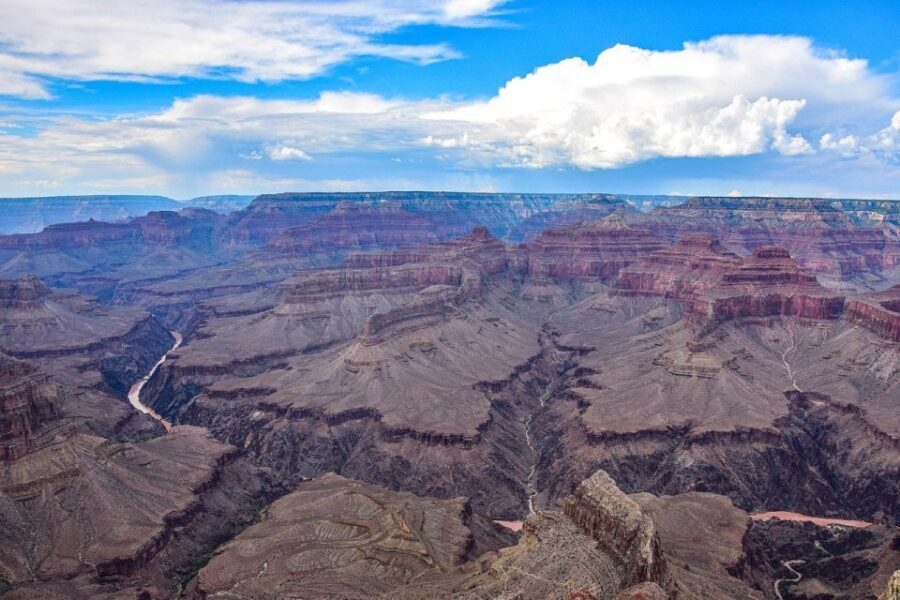 Las Vegas: Grand Canyon West Bus Tour with Guided Walk - What Makes This Tour Stand Out?