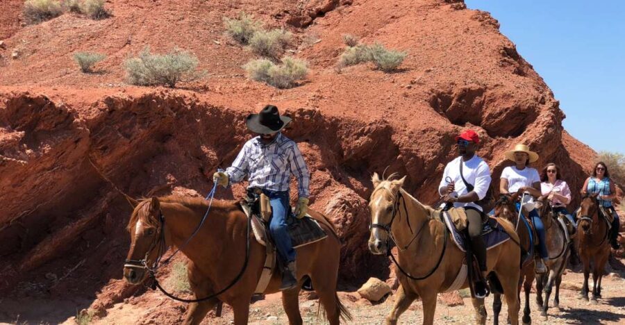 Las Vegas: Horseback Riding with Breakfast - An In-Depth Look at the Horseback Riding with Breakfast Tour