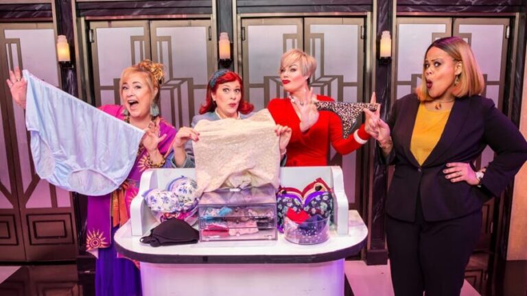 Las Vegas: Menopause the Musical at Harrah's Hotel & Casino - Why It Works