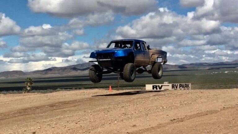 Las Vegas: Off-Road Racing Experience on Professional Track - Why Travelers Love This Experience