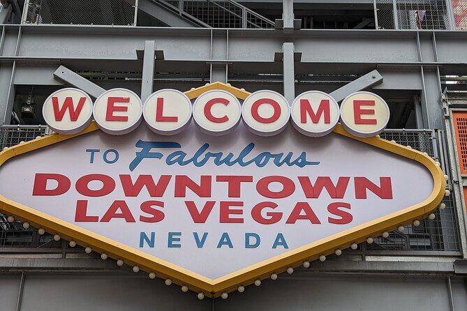 Las Vegas Scavenger Hunt Walking Tour - What to Expect During Your Tour