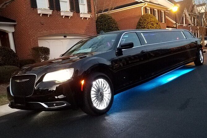 Las Vegas Strip at night like a Star with champagne by luxury limo - 3 or 5 hrs - Detailed Breakdown of the Tour