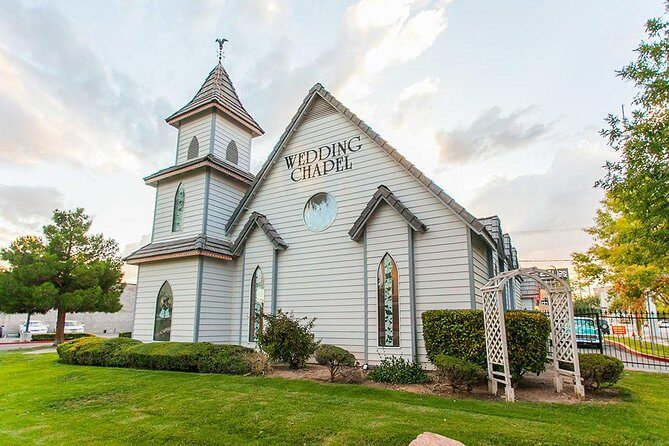 Las Vegas Wedding at A Special Memory Wedding Chapel - The Itinerary: What to Expect From Start to Finish