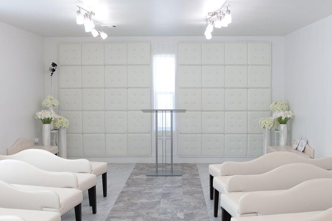 Las Vegas Wedding at Paradise Wedding Chapel - Frequently Asked Questions