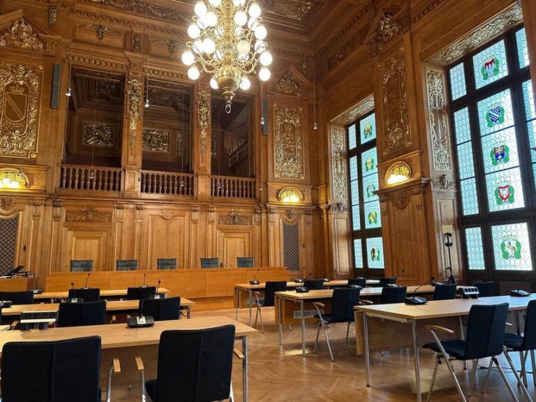 Leipzig: Guided tour of the Federal Administrative Court - Who Should Take This Tour?