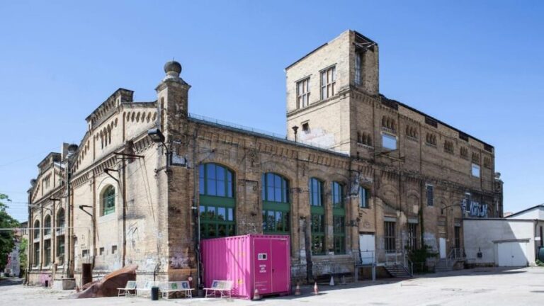 Leipzig: ORIGINS-Life's Epic Journey Exhibition Entry Ticket - Who Should Consider Visiting