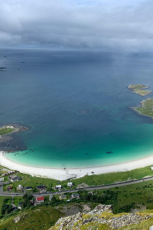 Leknes: 4 Hours Private Exclusive Car Sightseeing in Lofoten - Detailed Breakdown of the Itinerary