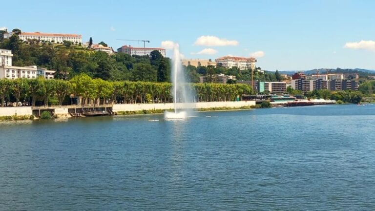 Lisbon: One Way to Douro Valley through Coimbra and Obidos - The Itinerary: A Closer Look