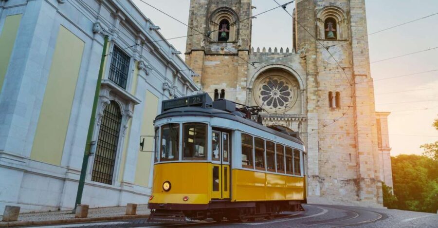 Lisbon: Private Architecture Tour with a Local Expert - A Closer Look at the Itinerary