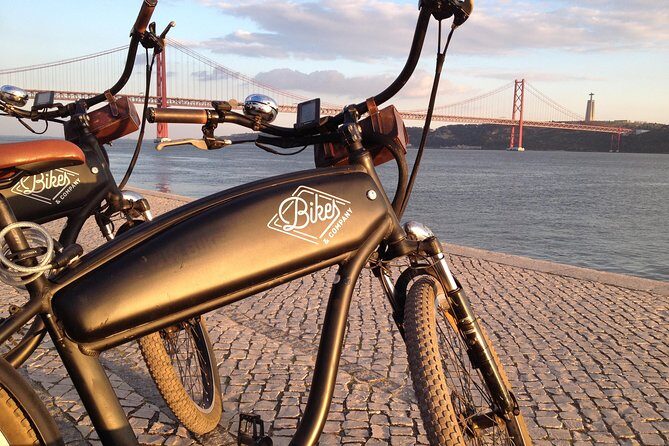 Lisbon Regular or Electric Bike Rental - Visiting the Famous Landmarks
