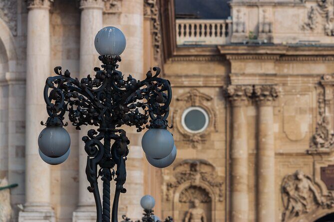 Live virtual walking tour in the Buda Castle quarter - What Does the Price Cover and Why Is It Worth It?