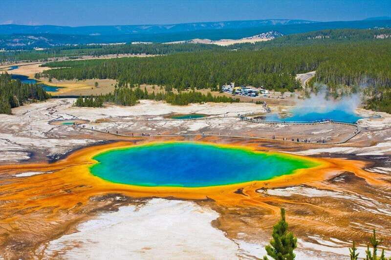 Lodging at Old Faithful Yellowstone&Grand Teton 5-Day Tour - Why We Like This Tour