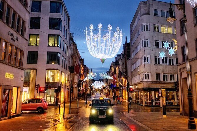 London Christmas Lights Guided Tour by Cab - The Sum Up