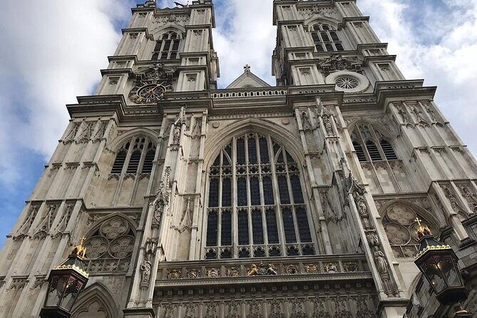 London Private Walking Tour with Brazilian Portuguese Guide - Detailed Itinerary Breakdown
