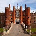 London, Windsor Castle, Hampton Court Palace with Free Snack Pack - Authenticity and Practicality: What to Expect