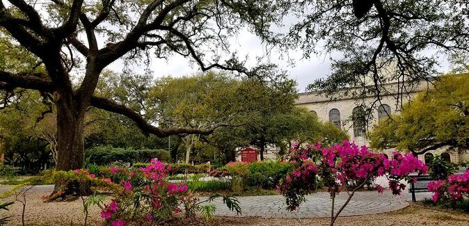 Louisiana of the Creoles: Visit to the French Quarter (French) - Louis Armstrong Park & Congo Square