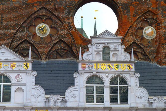 Lübeck Day Trip From Hamburg By Train With Private Guide And Lunch - Detailed Look at the Itinerary