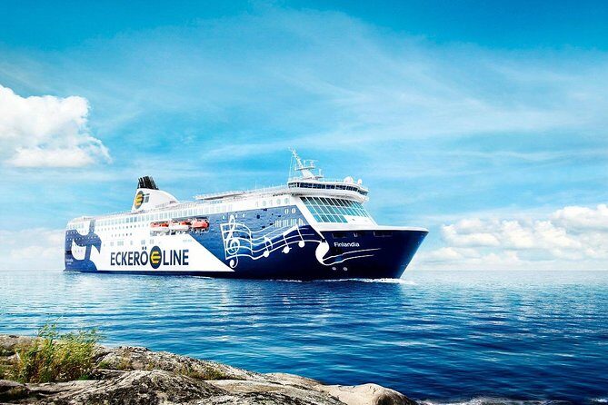 Luxury Day Trip to Tallinn with superior cabin VIP guide and lavish buffet - Food and Dining: A Mixed Bag