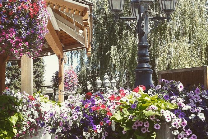 Luxury Leavenworth Day Trip through the Cascade Mountains - The Scenic Drive over Snoqualmie Pass