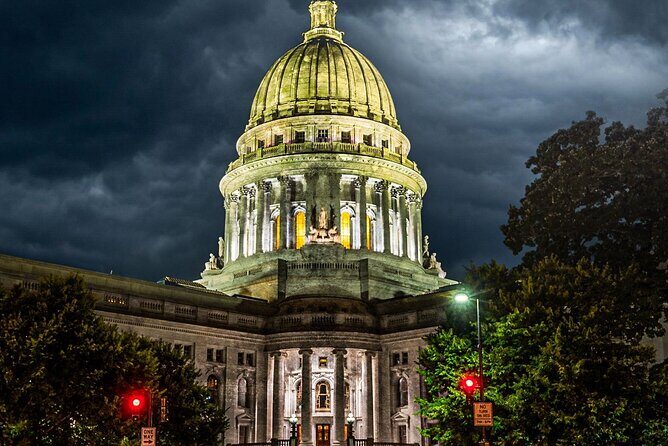 Madison Ghosts: Haunts, Spirits, and Poltergeists Walking Tour - A Walk Through Madison’s Haunted Past