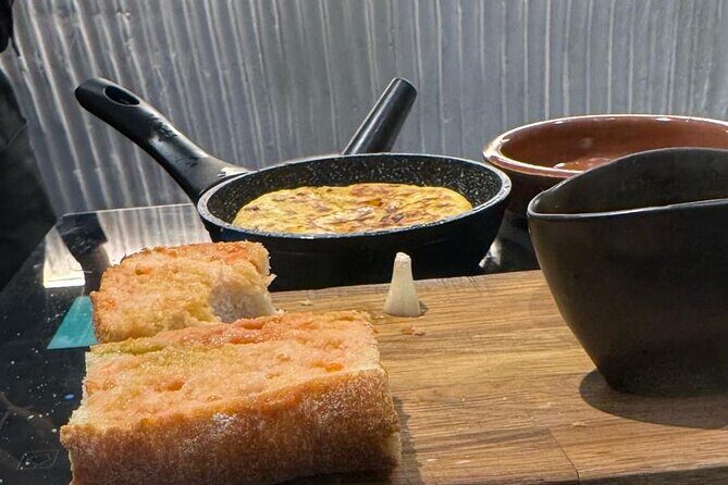 Madrid Spanish Omelet Cooking Class and Bottomless Wine brunch - What to Expect: The Heart of the Madrid Food Workshop